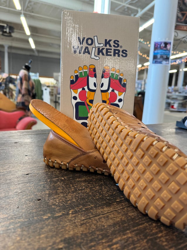 VOLKS WALKER - 1210 Brown Slip on shoe L049A